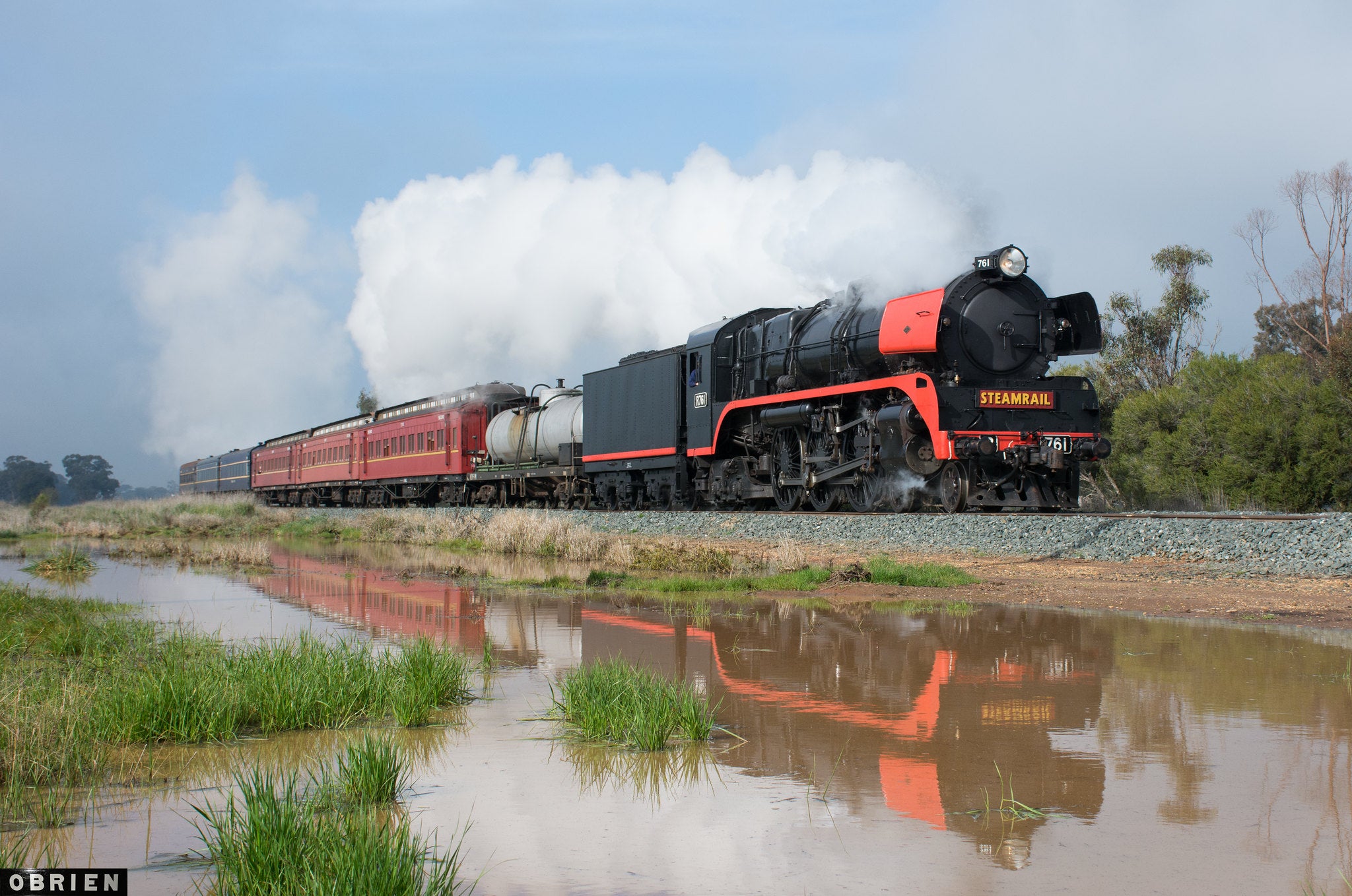 R761 | Steamrail Victoria