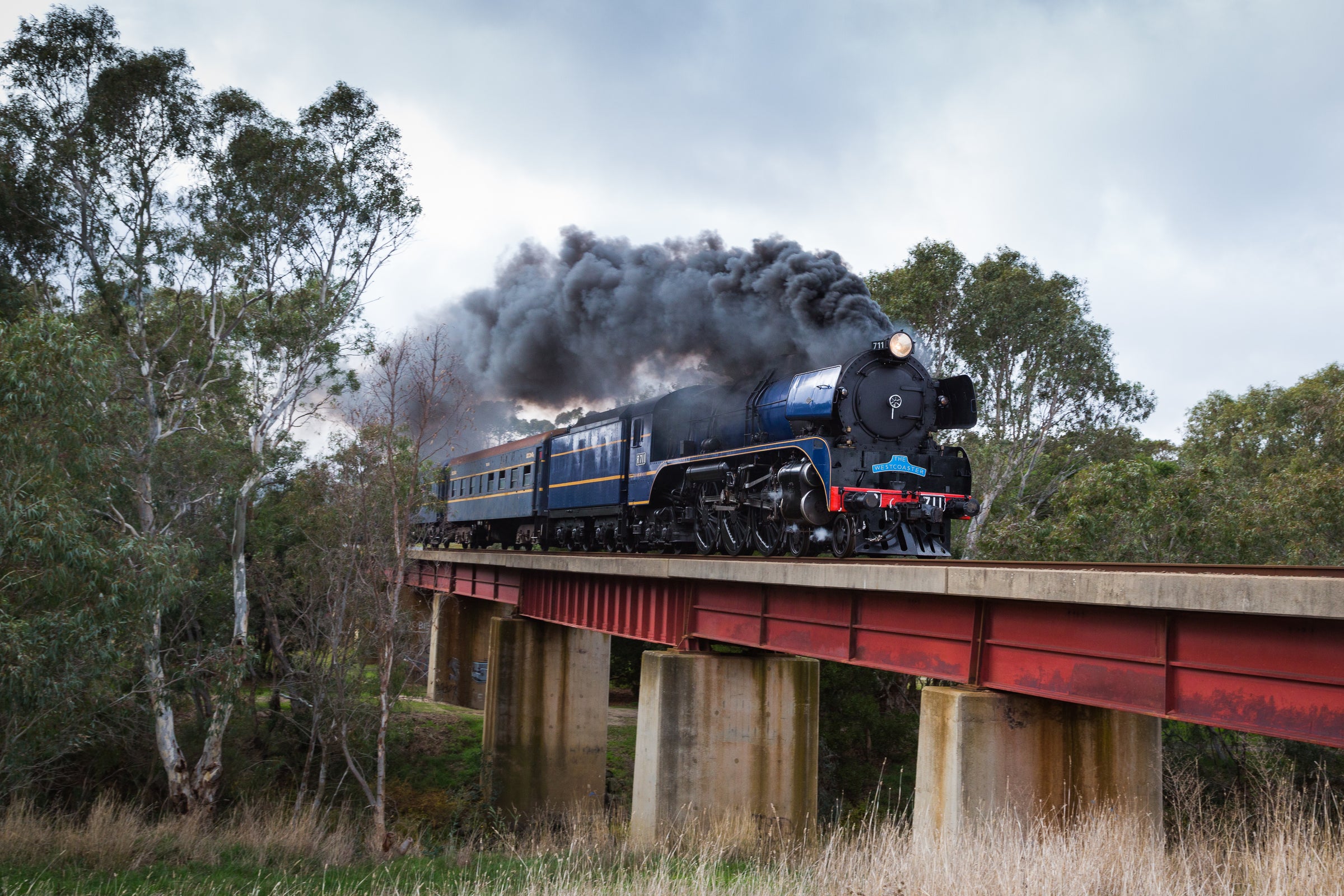 R711 | Steamrail Victoria