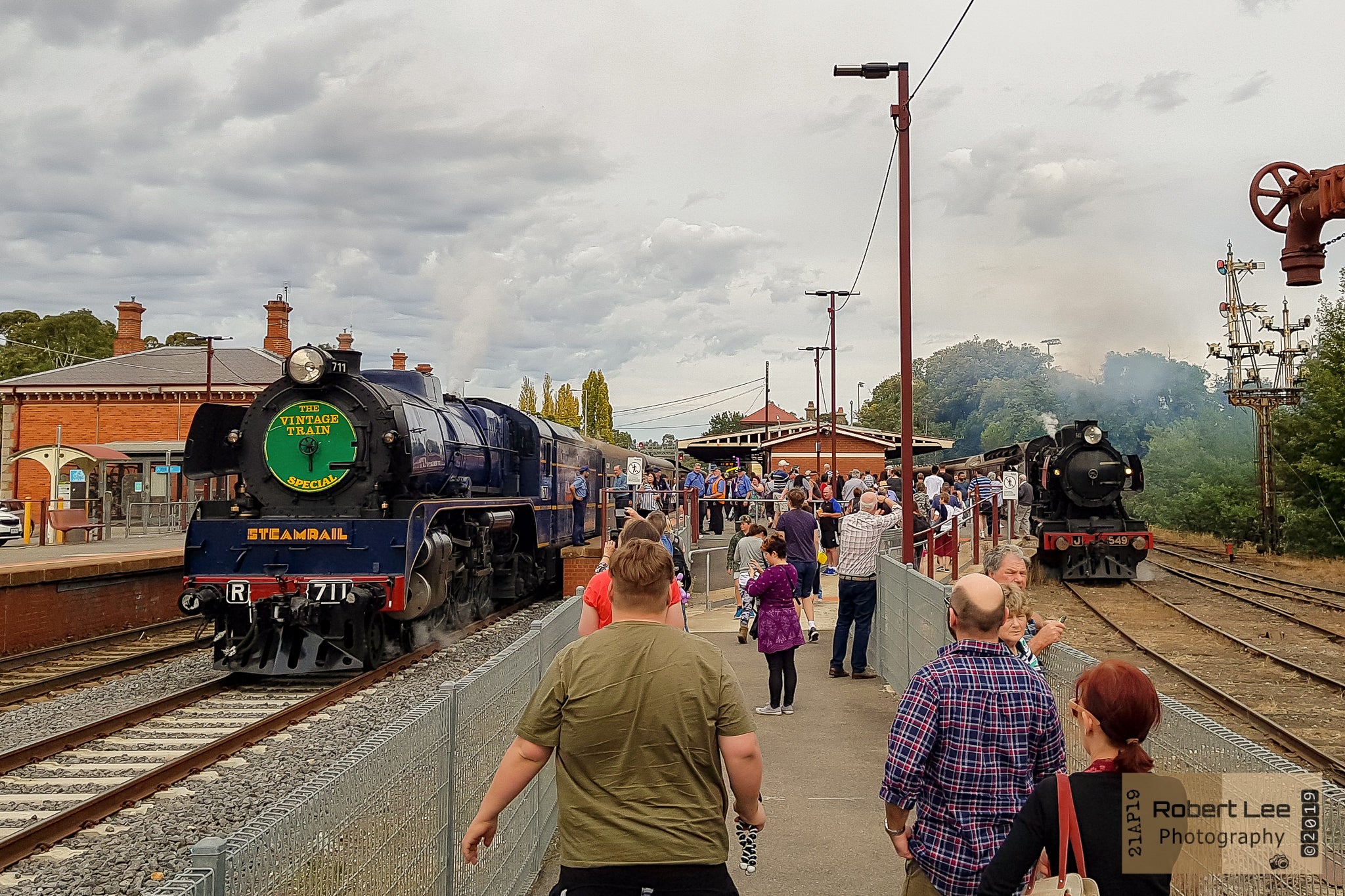R711 | Steamrail Victoria