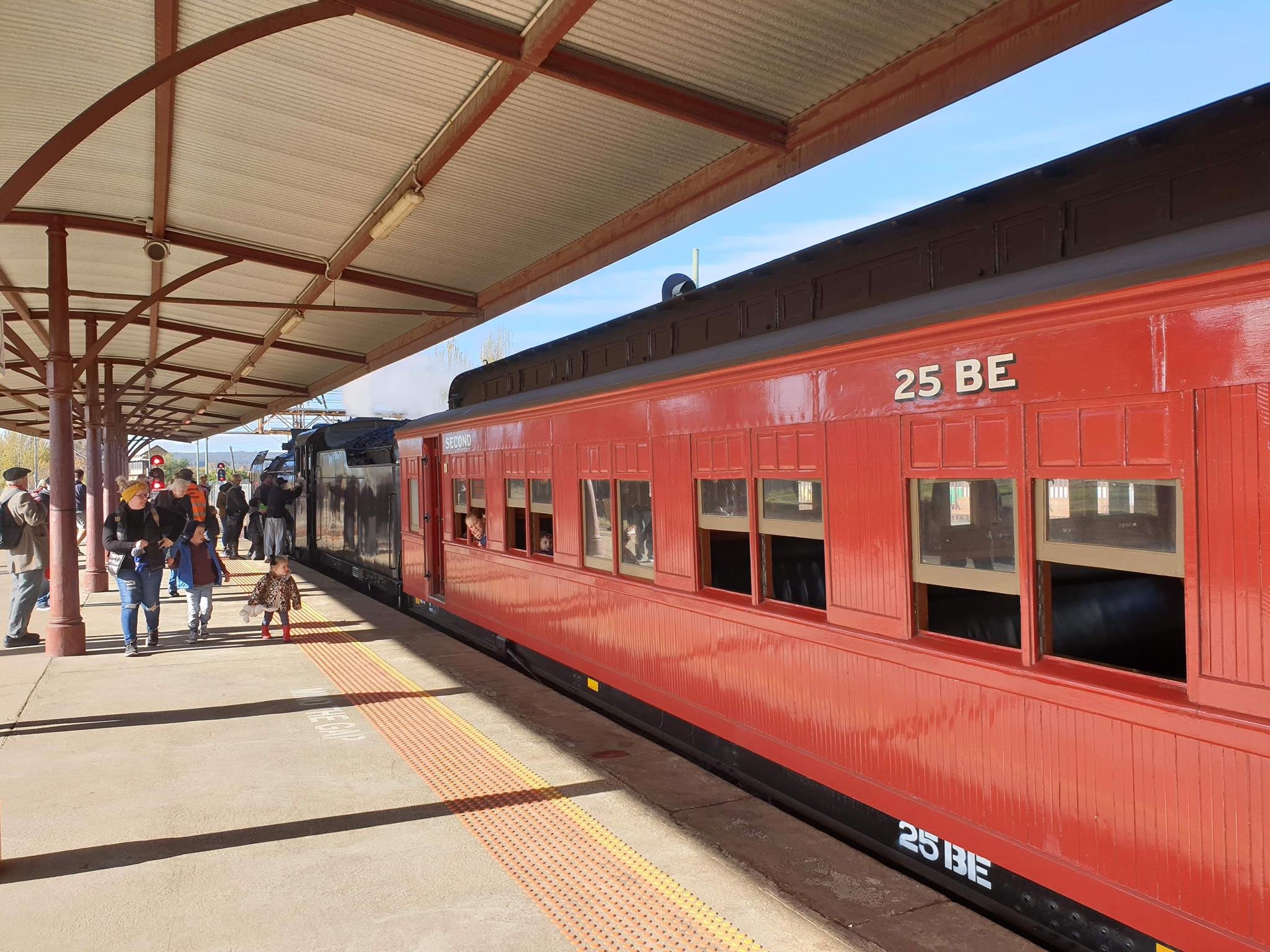 E Type Sitting Carriages | Steamrail Victoria