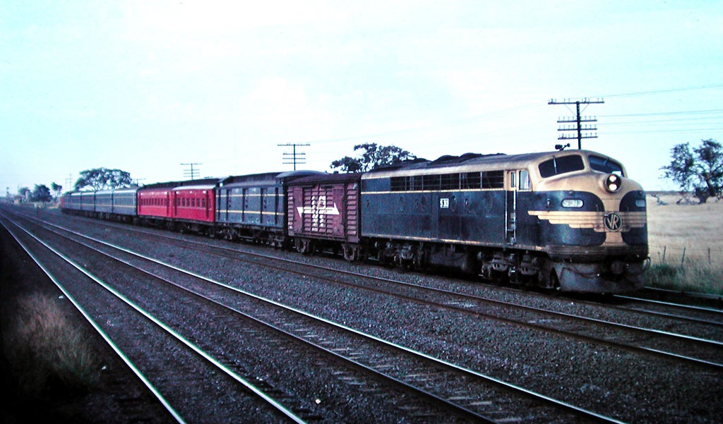 S313 | Steamrail Victoria