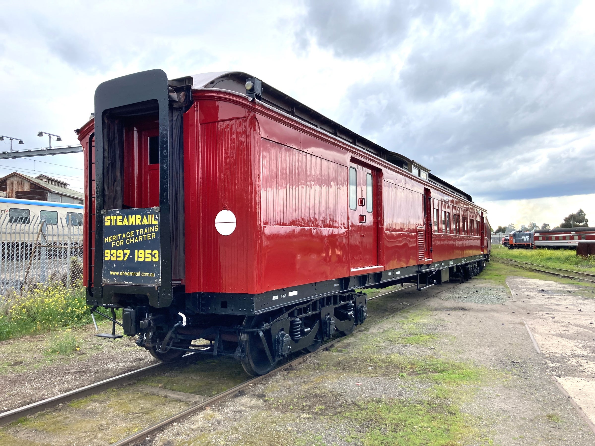 E Type Sitting Carriages | Steamrail Victoria