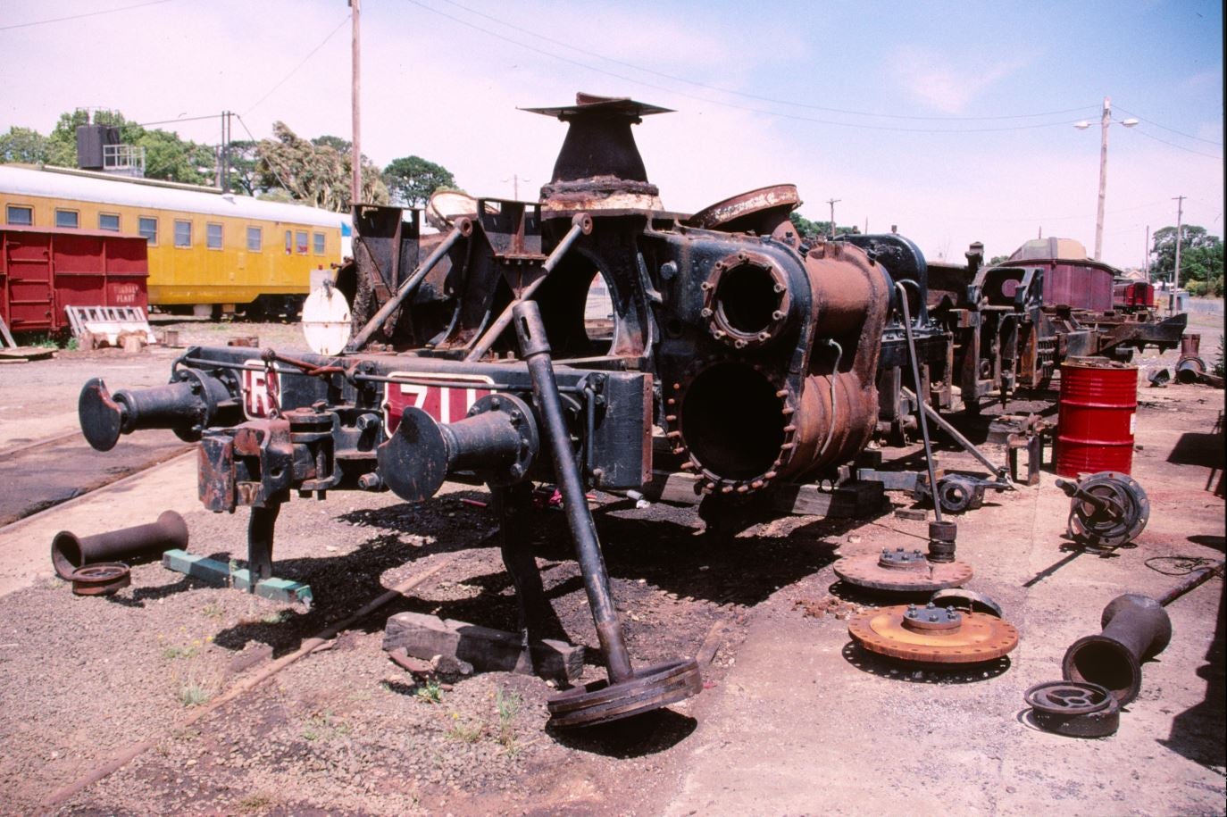 R711 | Steamrail Victoria